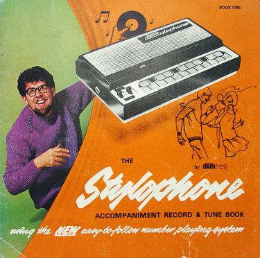Rolf Harris - The Stylophone Accompaniment Record & Tune Book - Reviews ...