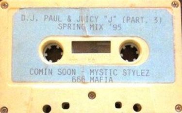 Juicy J & DJ Paul - (Part. 3) Spring Mix '95 (Mixtape) - Reviews ...