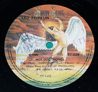 Led Zeppelin - Hot Dog - Reviews - Album of The Year
