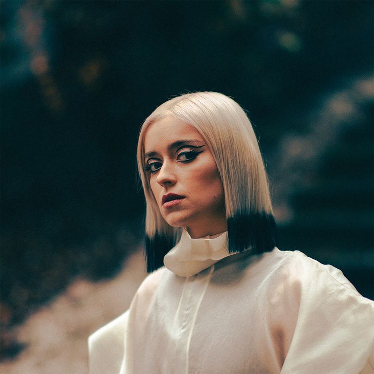Elsie Bay - What A Waste (Single) - Reviews - Album of The Year