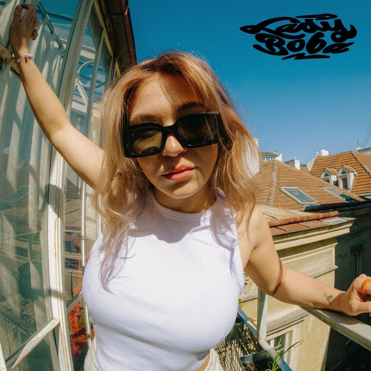 verifiziert - Lady Boba - Reviews - Album of The Year